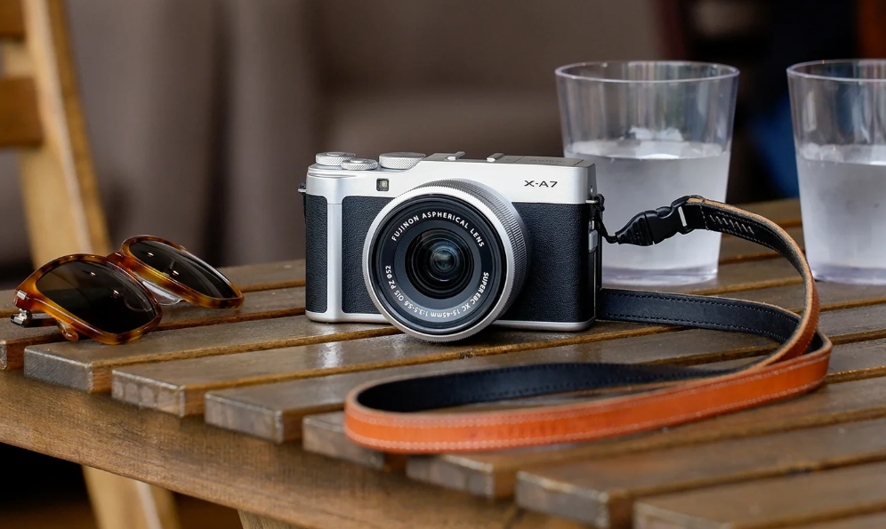 Kamera Mirrorless IBIS Termurah Awal 2026 Stabil Tanpa Gimbal, Mulai ...